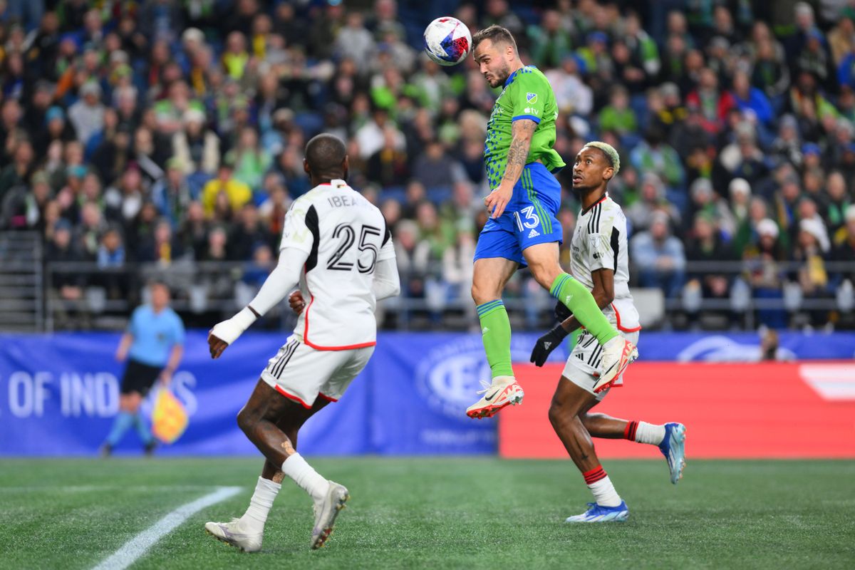 Sounders handle FC Dallas, take 1-0 series lead