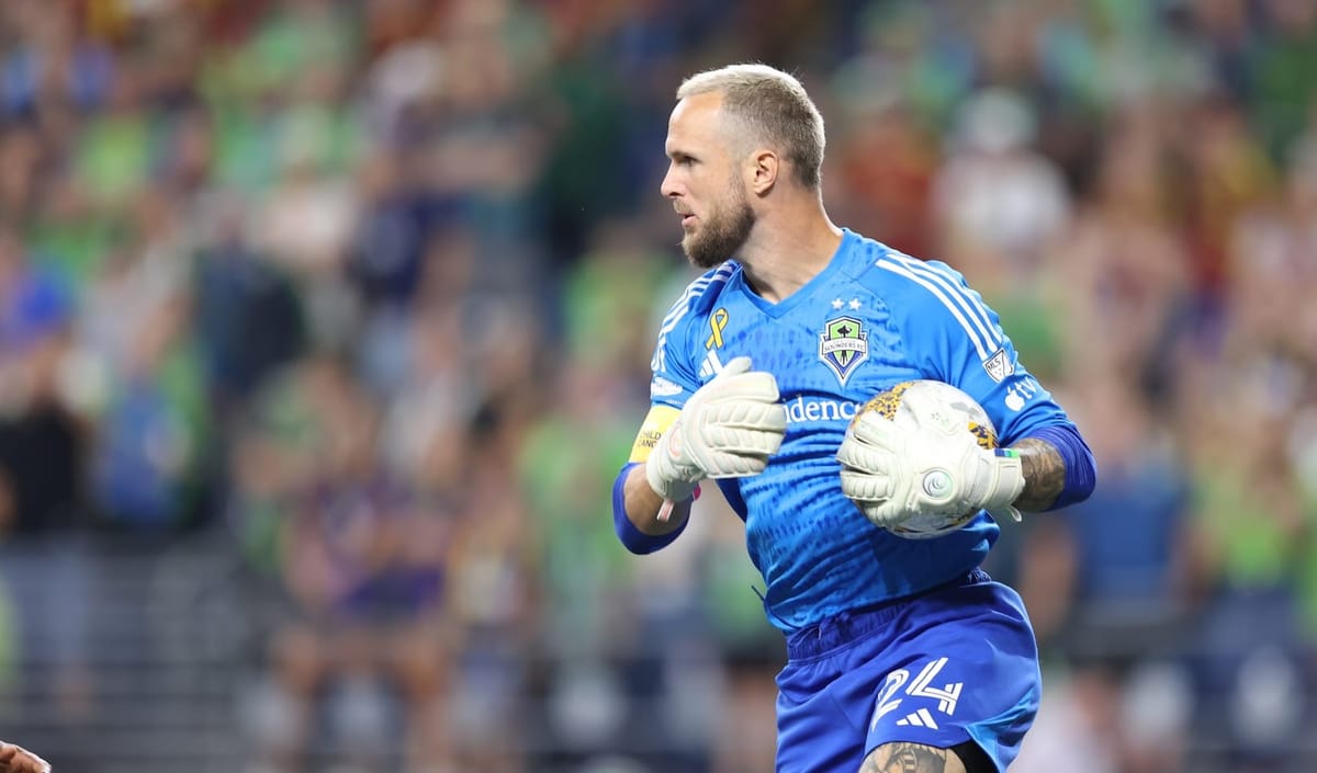 Stefan Frei officially signs new deal with Sounders
